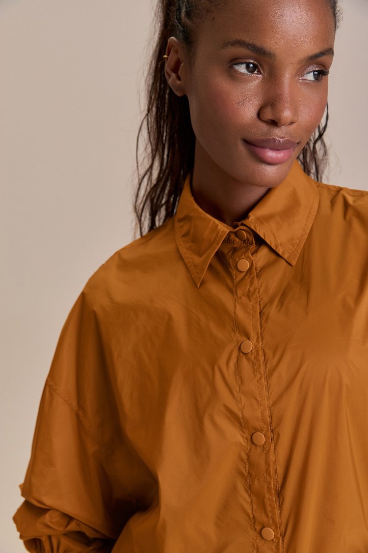 Camisa Ampla Nylon Light